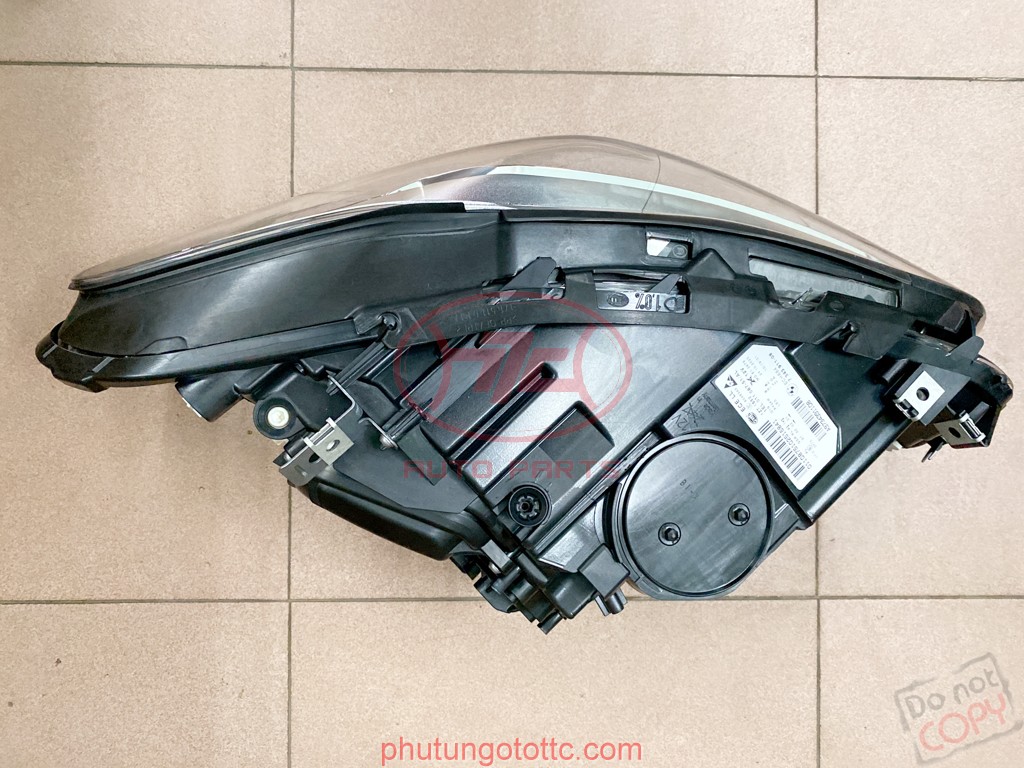 Đèn lái trước BMW 528i (Mã 63117343911) chính hãng - Giá tốt 2024