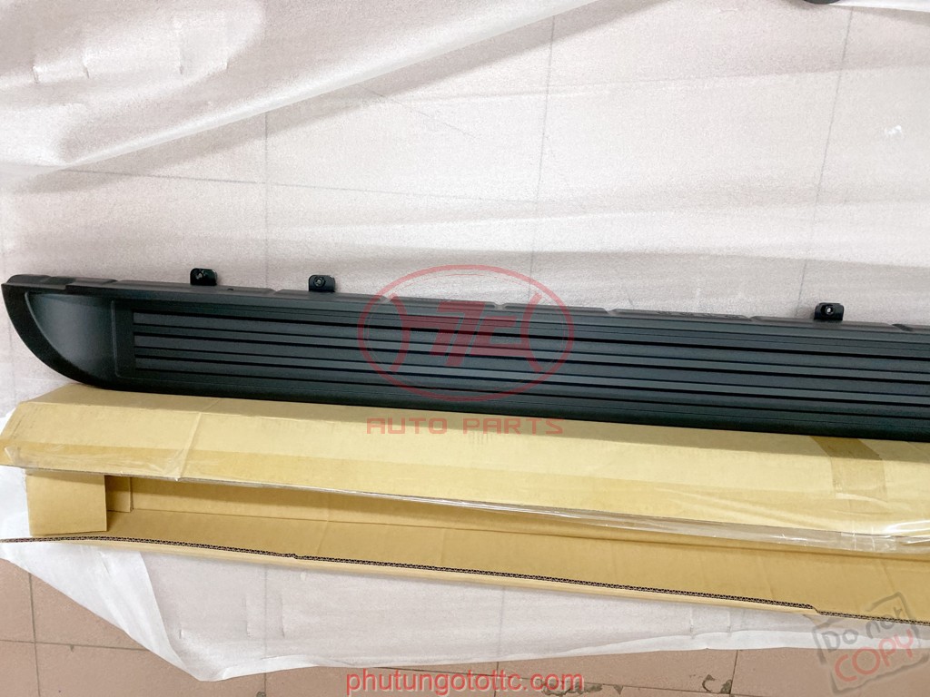 Bậc lên xuống Colorado (Mã 52141722 - 52141723) chính hãng - Giá tốt 2025