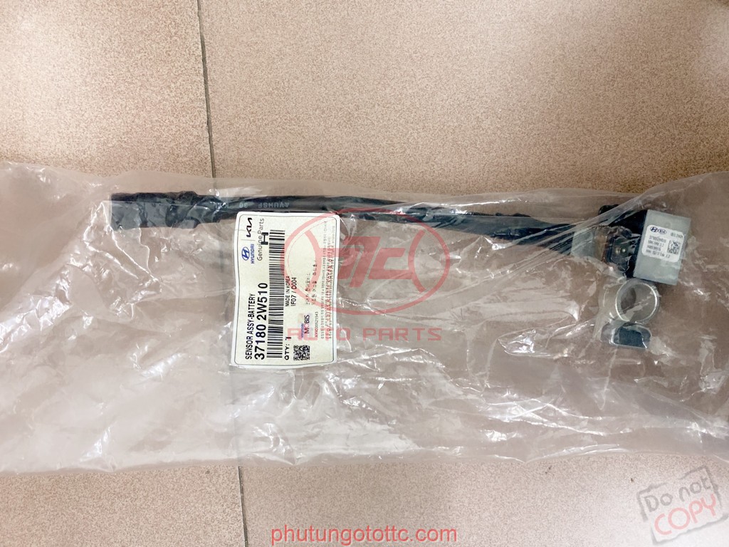 Cảm biến đóng điện ắc quy Santafe 2016-2018 (Mã 371802W510) chính hãng ...