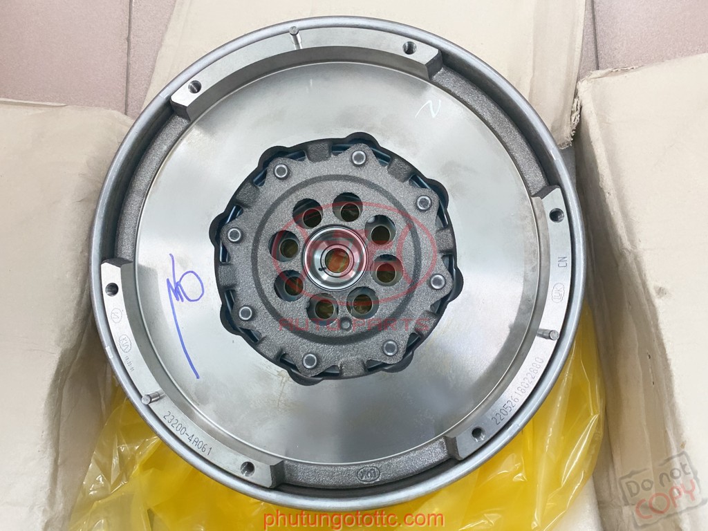 Bi tê Grand Starex (41421M1000 - 4141249650 - 4141249670) - Phụ tùng ô ...