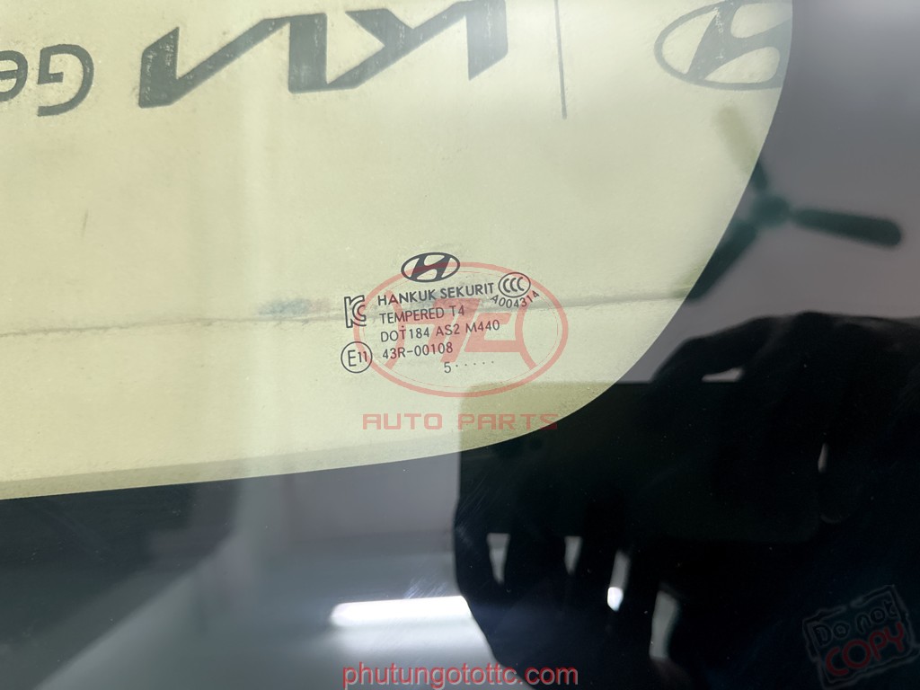 Kính hông sau Grand Starex (Mã 878304H031) chính hãng - Giá tốt 2025