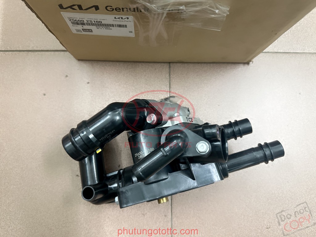 Cụm van hằng nhiệt Sorento/Santafe 2022 (comple,Xăng) (Mã 256002S100 ...