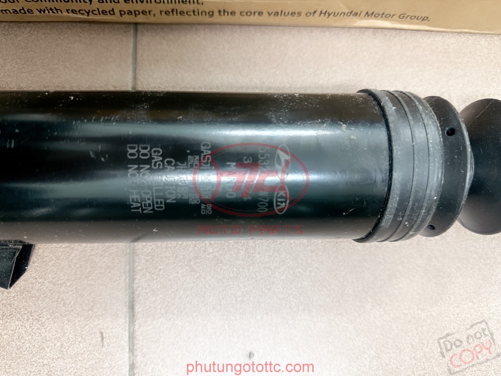 Giảm xóc sau Sorento 2015-2017 (Mã 553202W700 - 553212W200 - 553202W210 ...