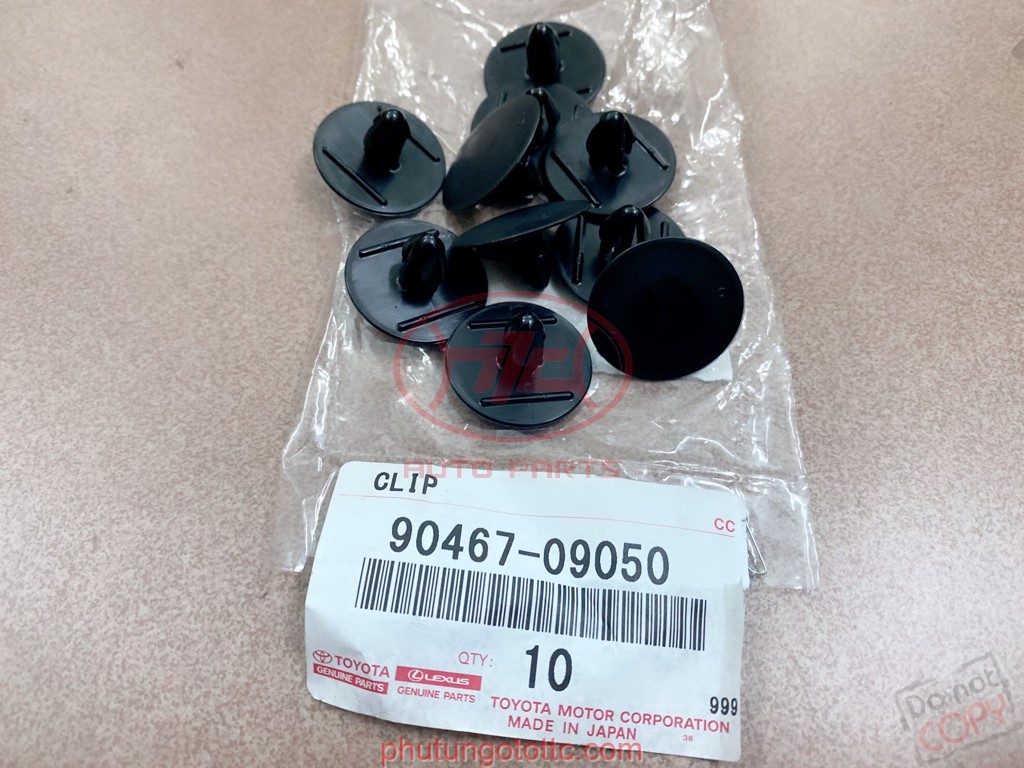 Chốt nhựa cài ốp nhựa che khoang động cơ LS460 (Mã 9046709050 ...