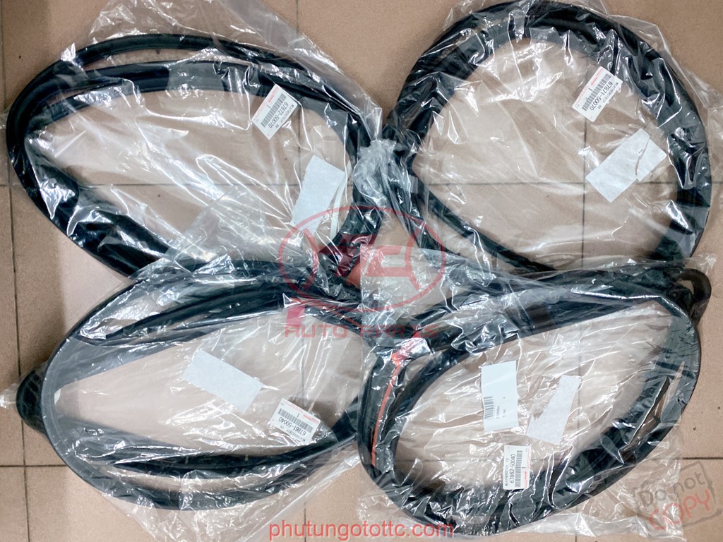 Gioăng cánh cửa trước Lexus LS460 (Mã 6786250040 - 6786150040) chính ...