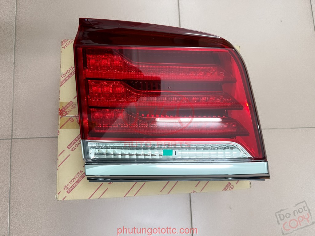 Đèn hậu trong Lexus LX570 2012-2014 (Mã 8159060300 - 8158060270 ...
