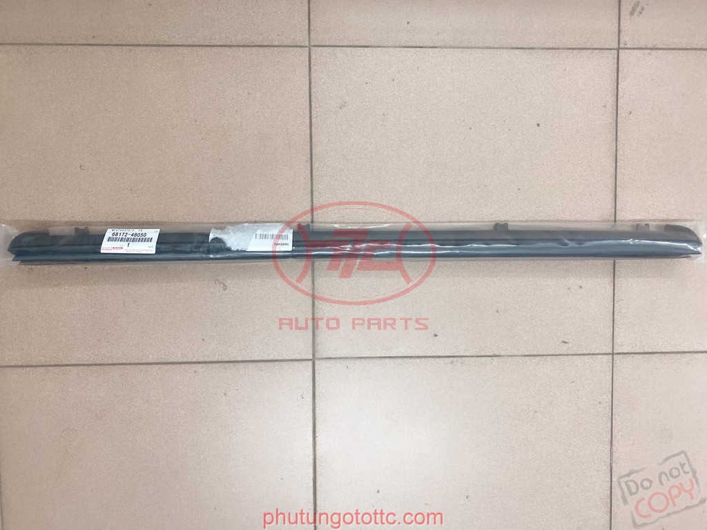 Nẹp chân kính cánh cửa trước trong Lexus RX350-RX450H 2010 (Mã ...