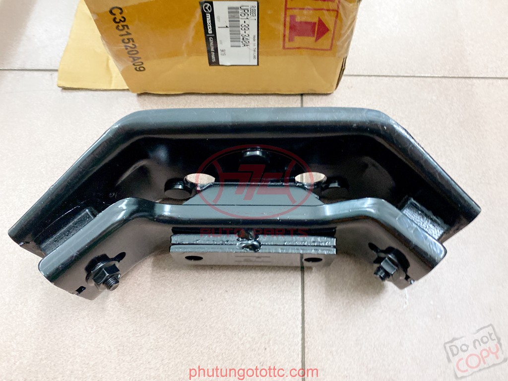 Cao su chân hộp số BT50 (Mã UR6139340A - UM5139340B) chính hãng - Giá ...