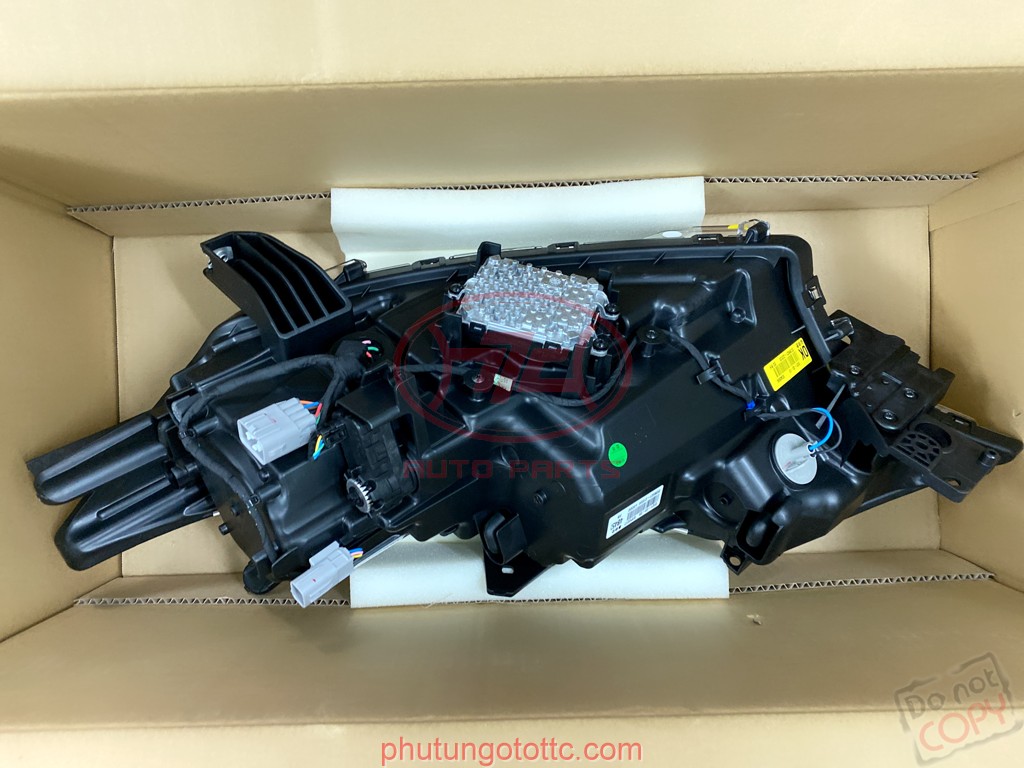 Đèn lái trước Outlander 2020 LED XENON (Mã 8301D331 - 8301D332) chính ...