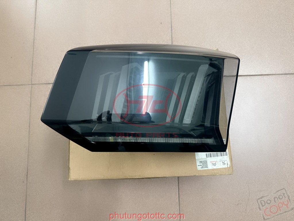Đèn hậu trong Peugeot 5008 2022 (Mã 9836231780) chính hãng - Giá tốt 2025