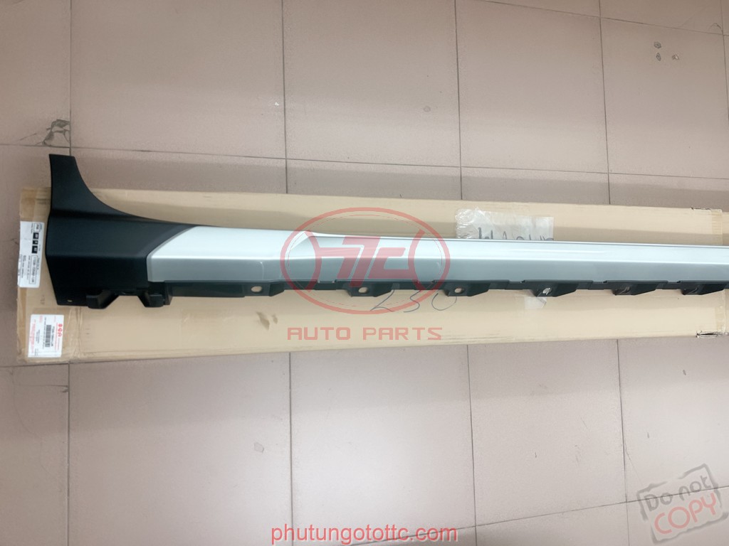 Ốp babule Suzuki XL7 2020 (Mã 77230M72S00) chính hãng - Giá tốt 2025
