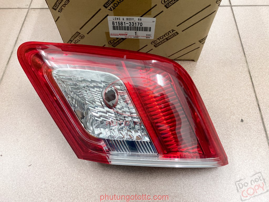 Đèn hậu trong Camry 2010-2011 USA LE (Mã 8158133170 - 8159133170) chính ...