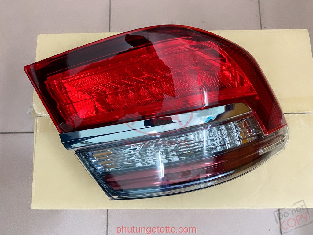 Đèn hậu ngoài Camry 2.0-2.5 2015-2018 (Mã 8155106680 - 8156106680 ...