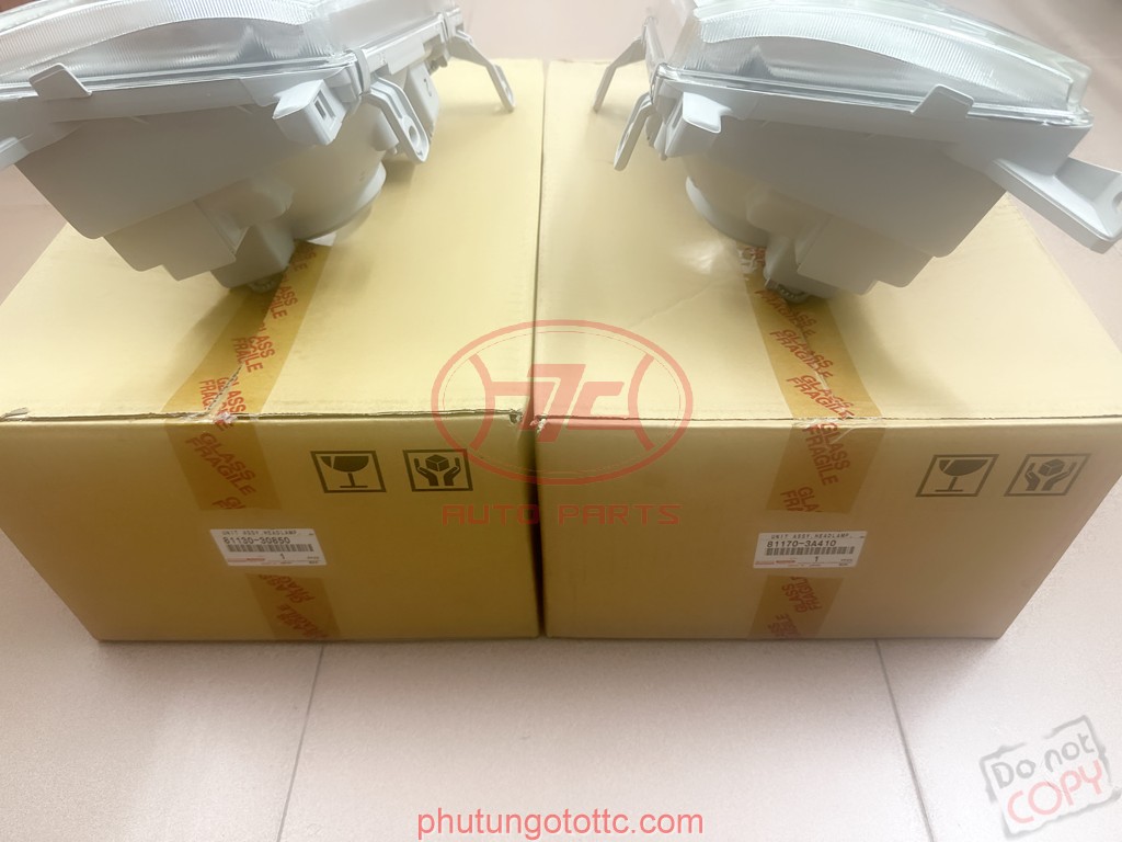 Đèn lái trước Toyota Crown 3.0 JZS155 (Mã 8113030850 - 811703A410 ...
