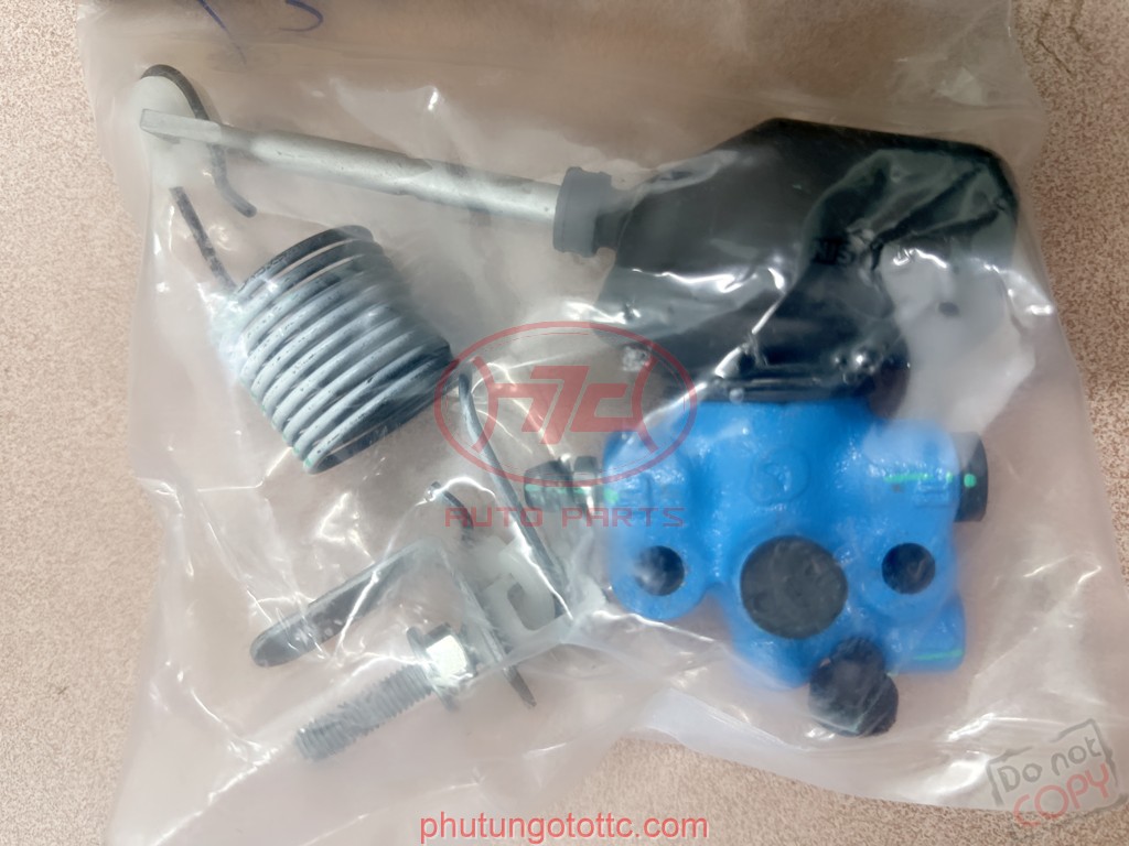 Chia phanh Fortuner - Innova (479000K050 - 479000K030) - Phụ tùng ô tô TTC