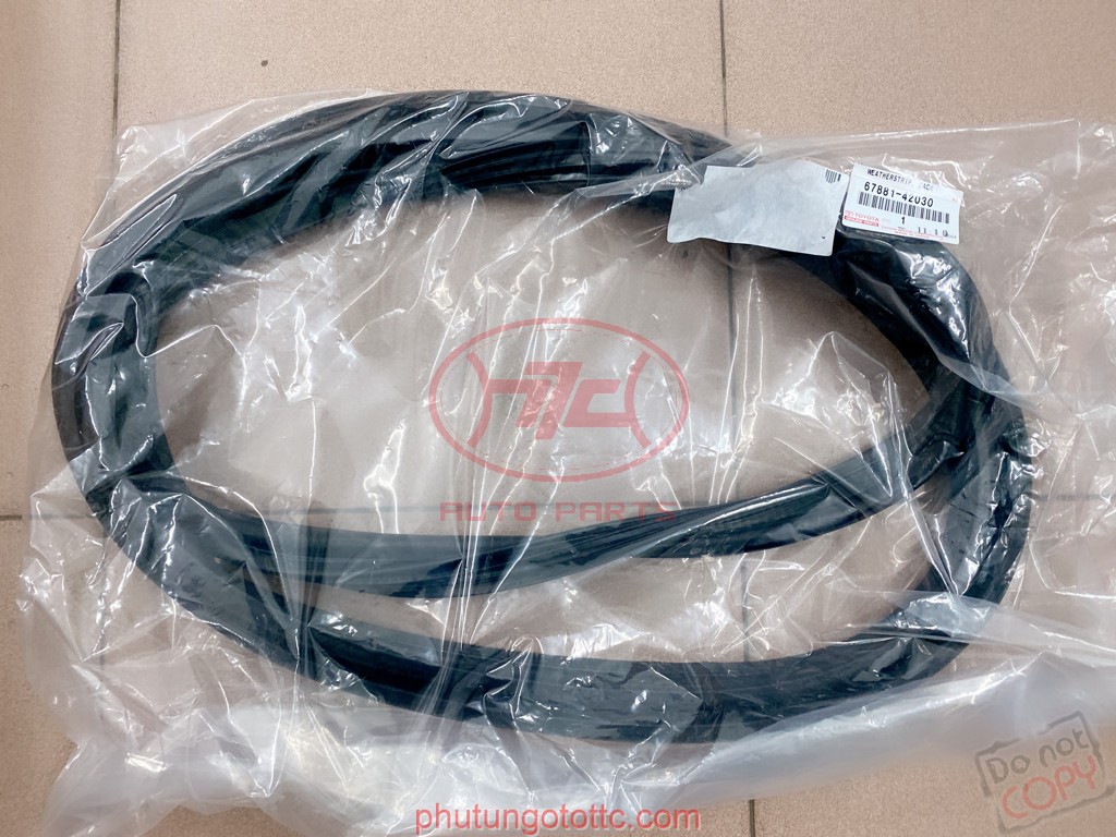 Gioăng cánh cửa hậu Rav4 2005 (Mã 6788142030) chính hãng - Giá tốt 2025